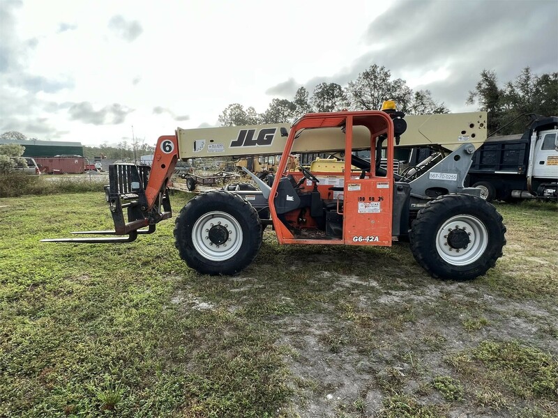 Rent the JLG Forklift G642A | Idaho Rental Equipment